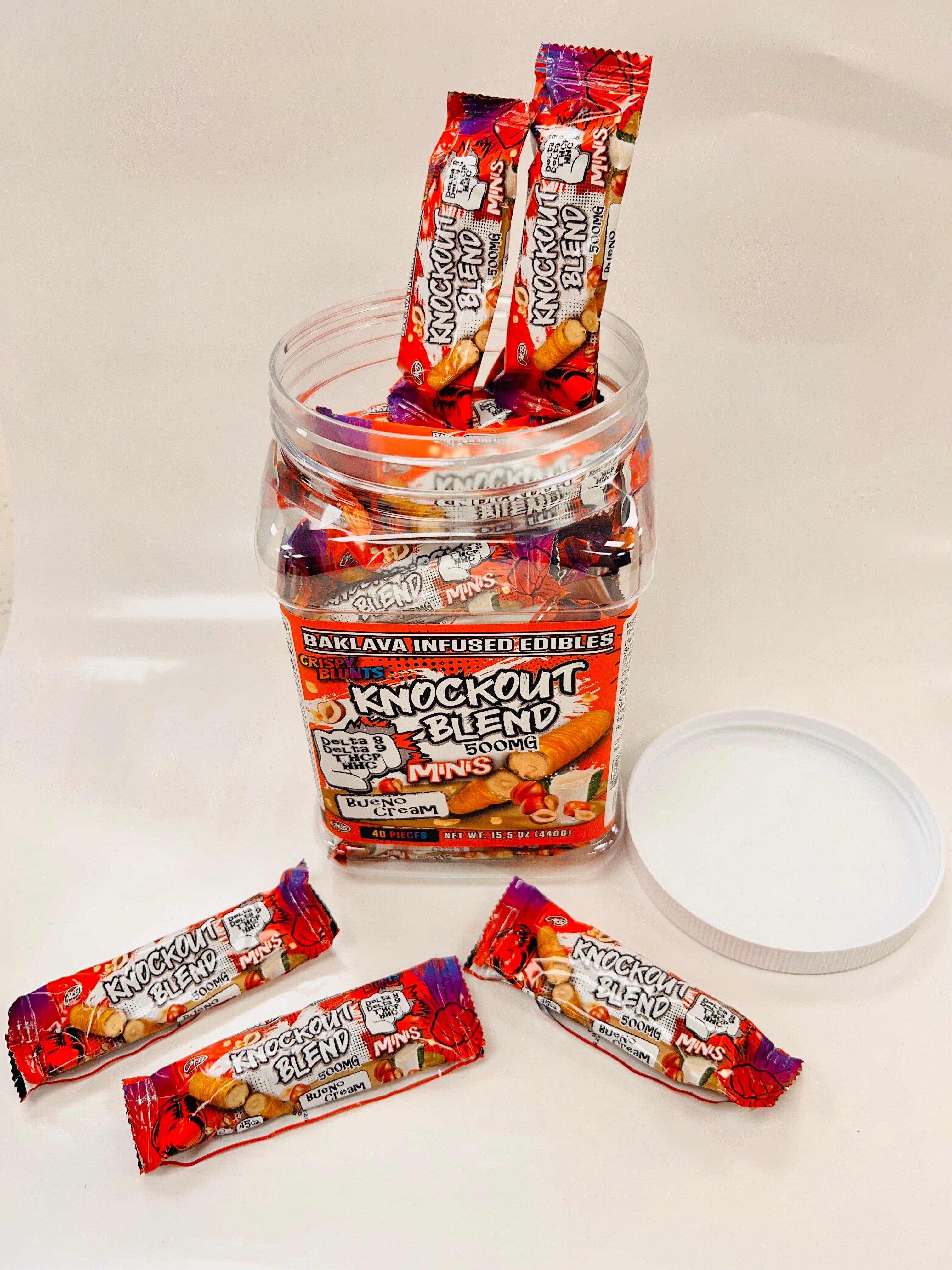 KO Knock Out minis 500mg each with Bueno Crispy Blunts Cream Crispy Ph ...